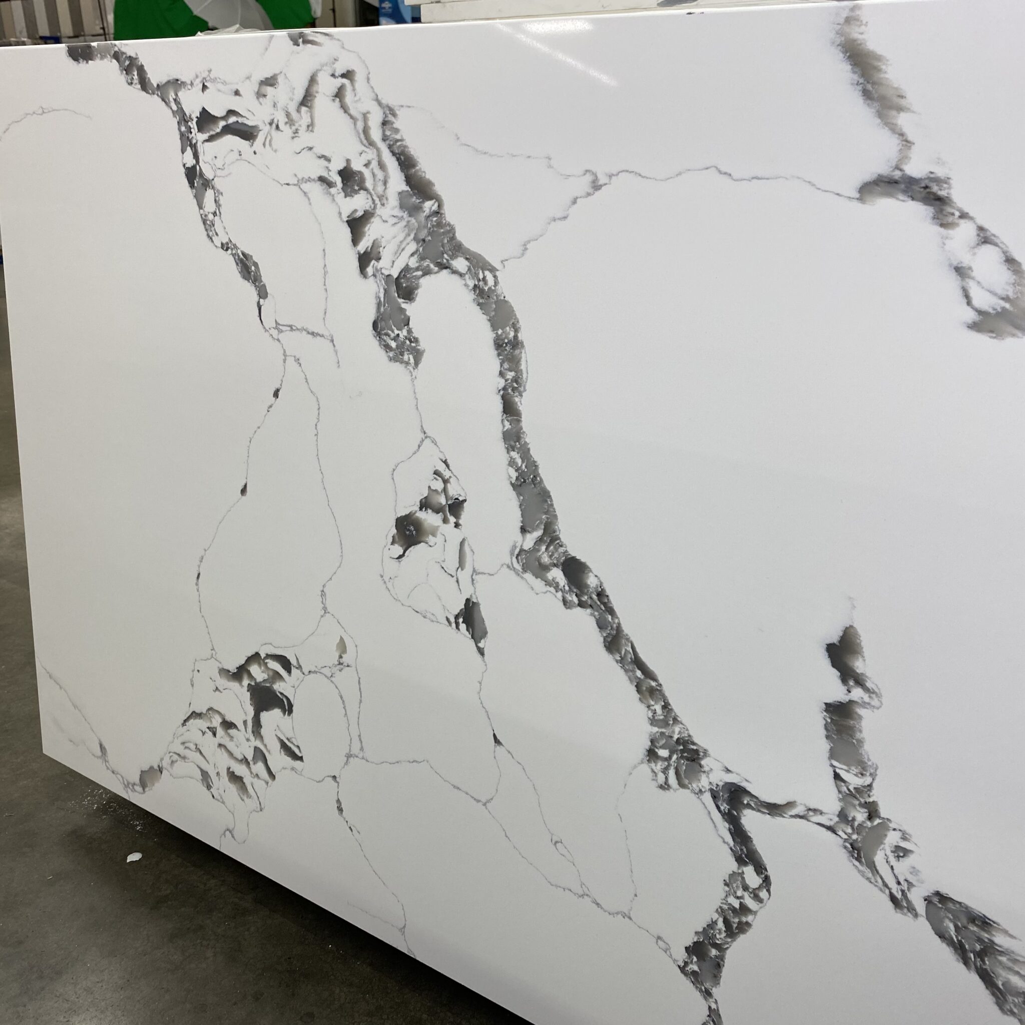 Calacatta Pietra - Stone Depot